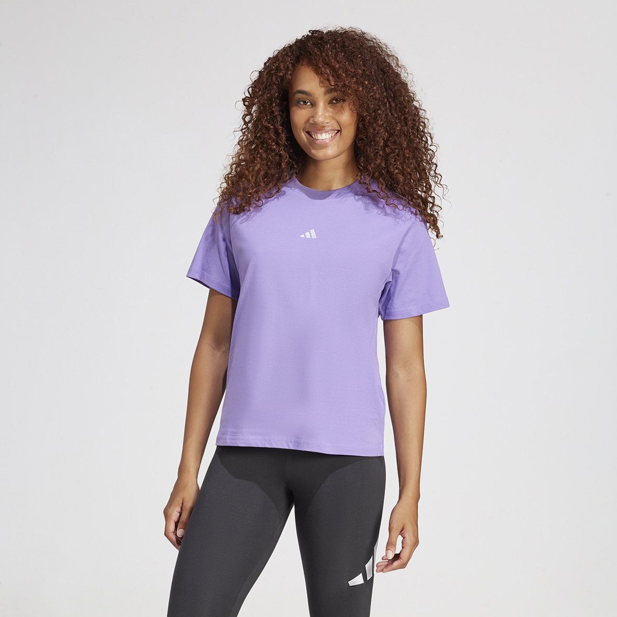 Remera adidas Essentials Small Logo Mujer | Dexter