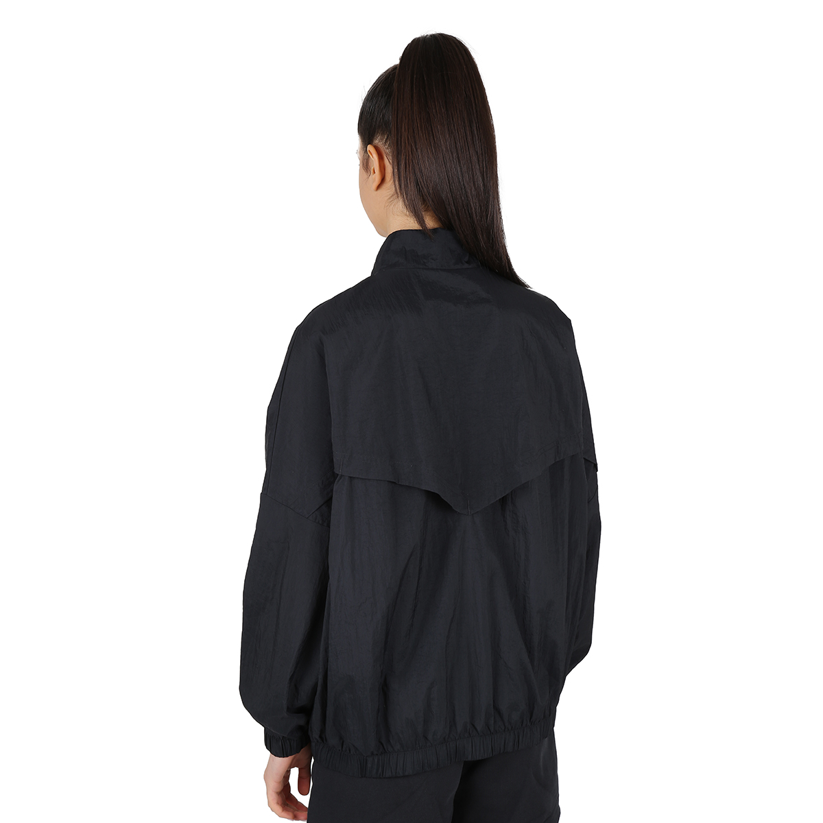 Campera Urbana Nike Sportswear Essential Windrunner Mujer | Dexter