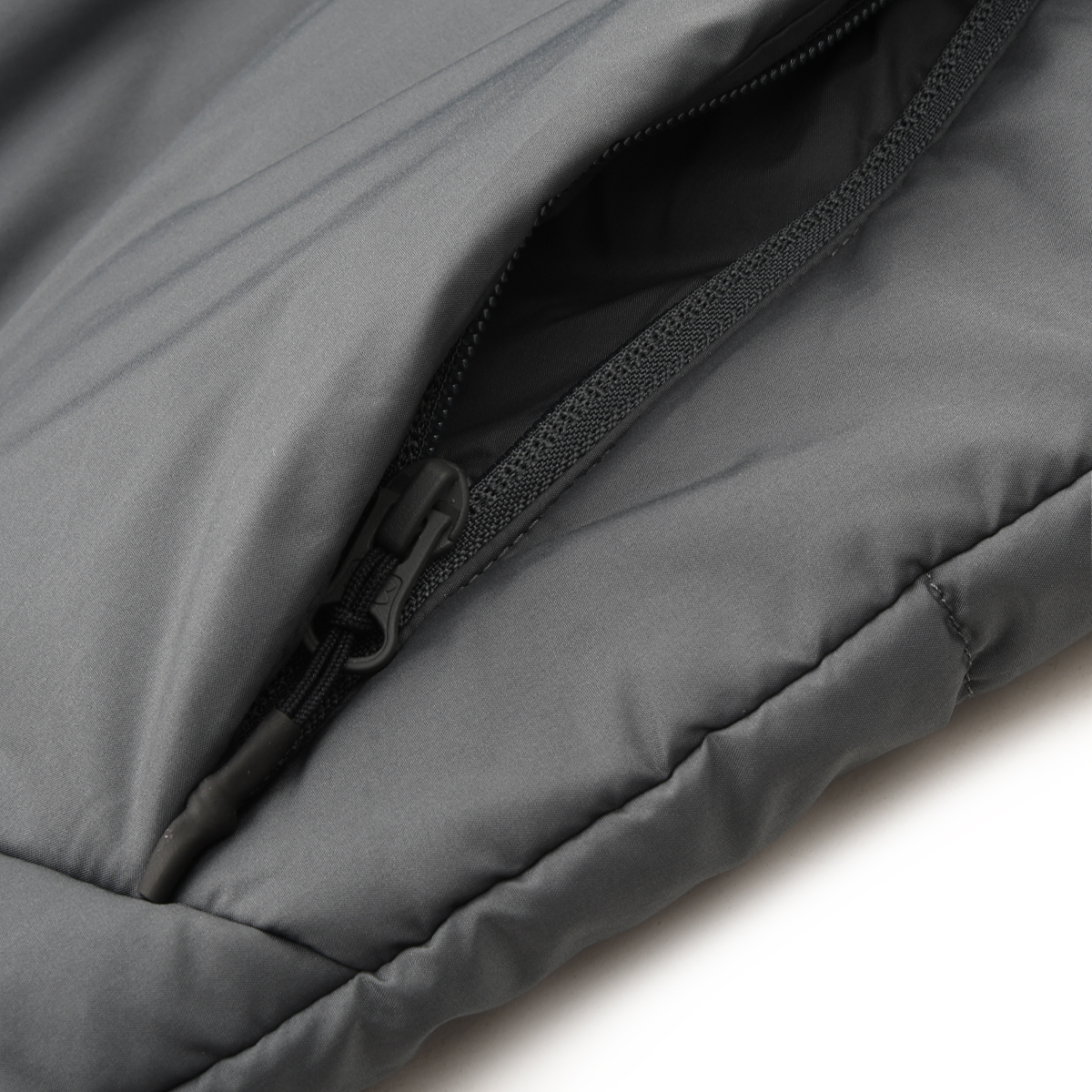 Campera Entrenamiento Under Armour Insulate Hombre | Dexter